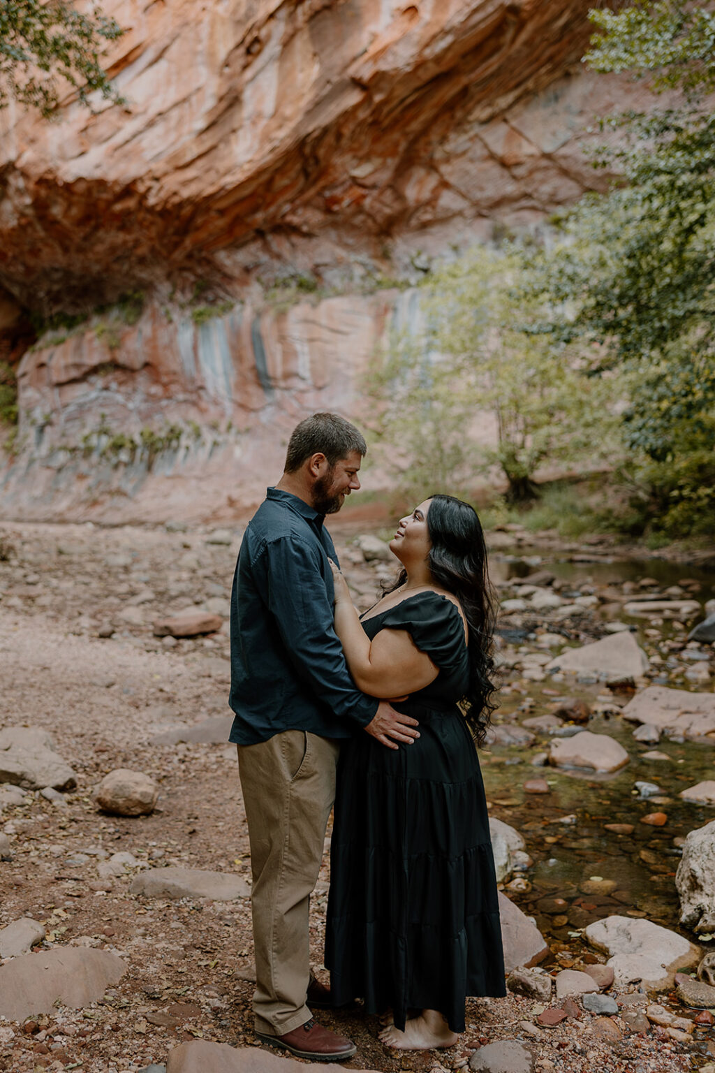 Romantic West Fork Trail Engagement Photos | Sedona Couples Photographer - Kali M Photos